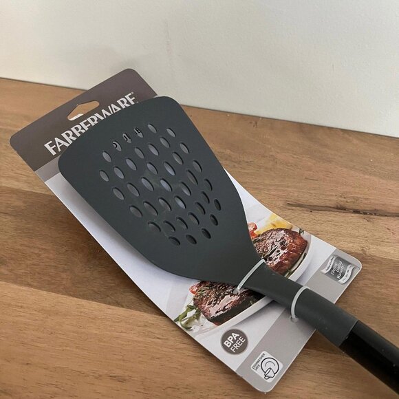 Farberware | Kitchen | Nwt Farberware Black Slotted Heat Resistant ...